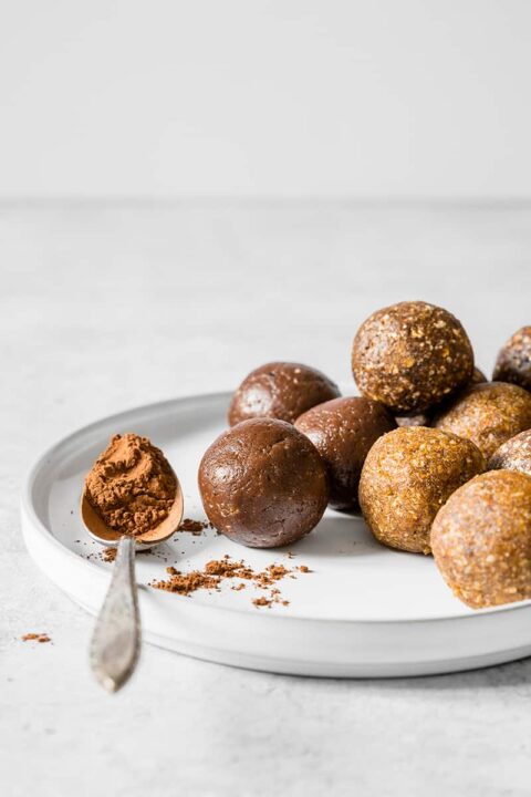 Energy balls 3 ways - Early Brawd