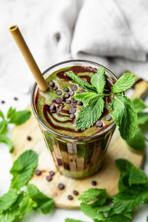 Mint Chocolate Smoothie - Early Brawd